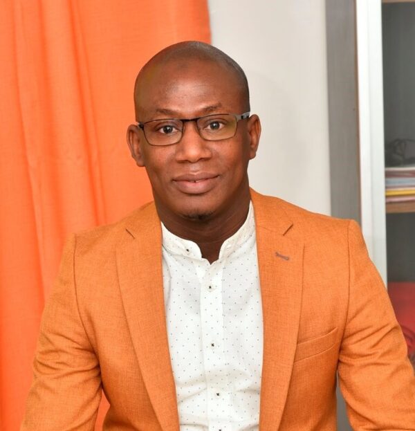 A Propos Dr. Sylla Ibrahima - Sylla Academie